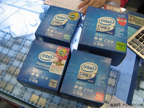 英特尔加快更新 45nm处理器顺利过渡_-泡泡网